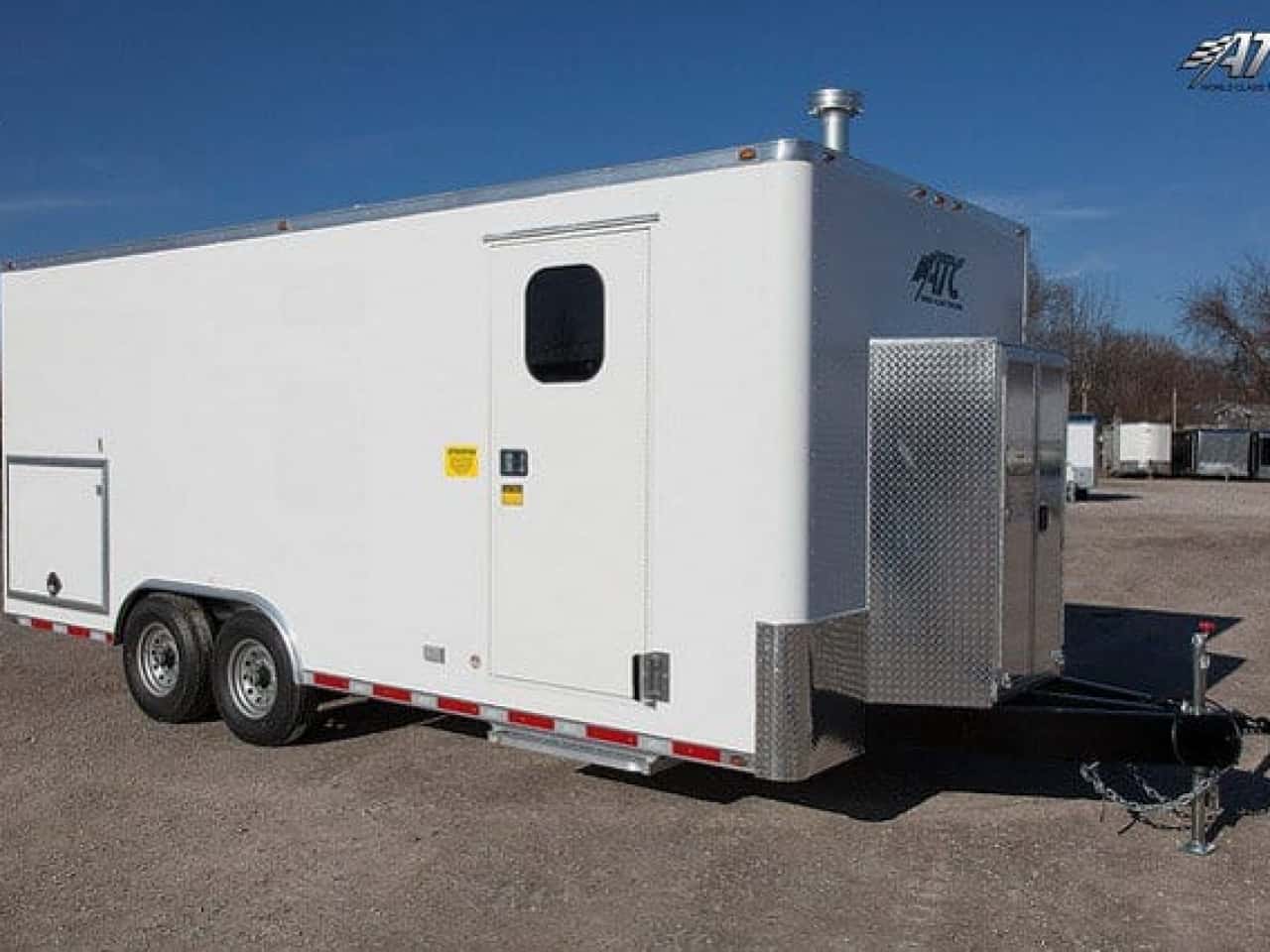 20 ft Oil Field Crew Trailers | MO Great Dane / Total Trailers trailers