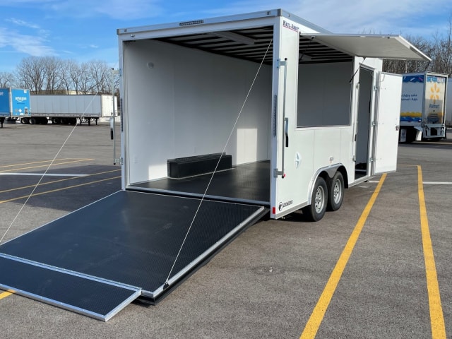 Mobile Retail Display Marketing Trailer – MO Great Dane / Total Trailers