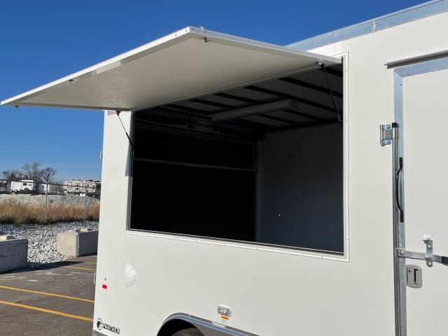 Mobile Retail Display Marketing Trailer – MO Great Dane / Total Trailers