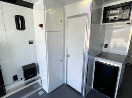 28 ft Aluminum Office / Medical / Command Trailer - In Stock Now | MO ...