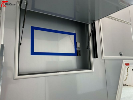 Triple Slide-out Mobile Command Trailer - 38': In Stock Here | MO Great Dane / Total Trailers