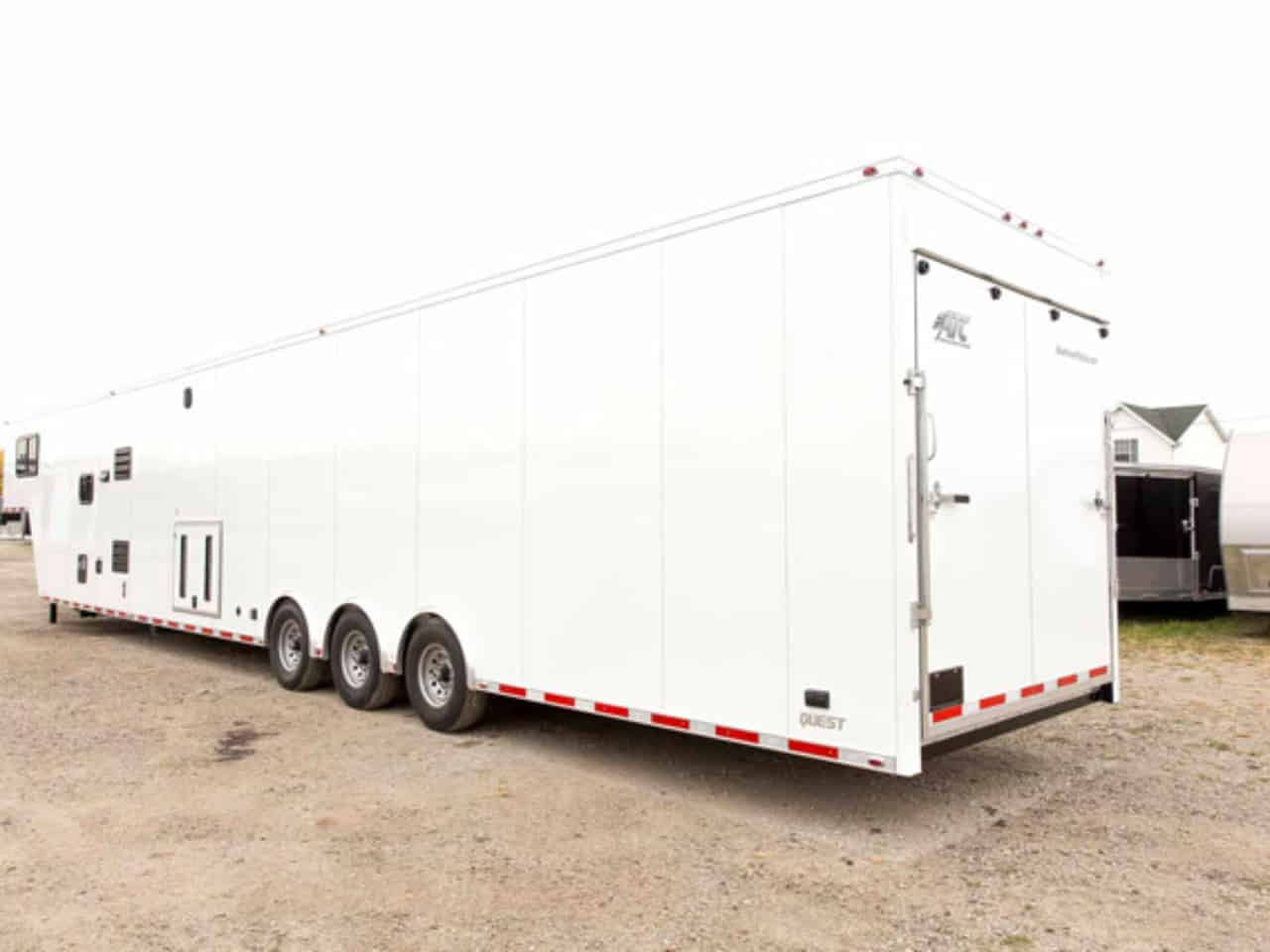 53 ft Race Trailer Living Quarters | MO Great Dane / Total Trailers ...