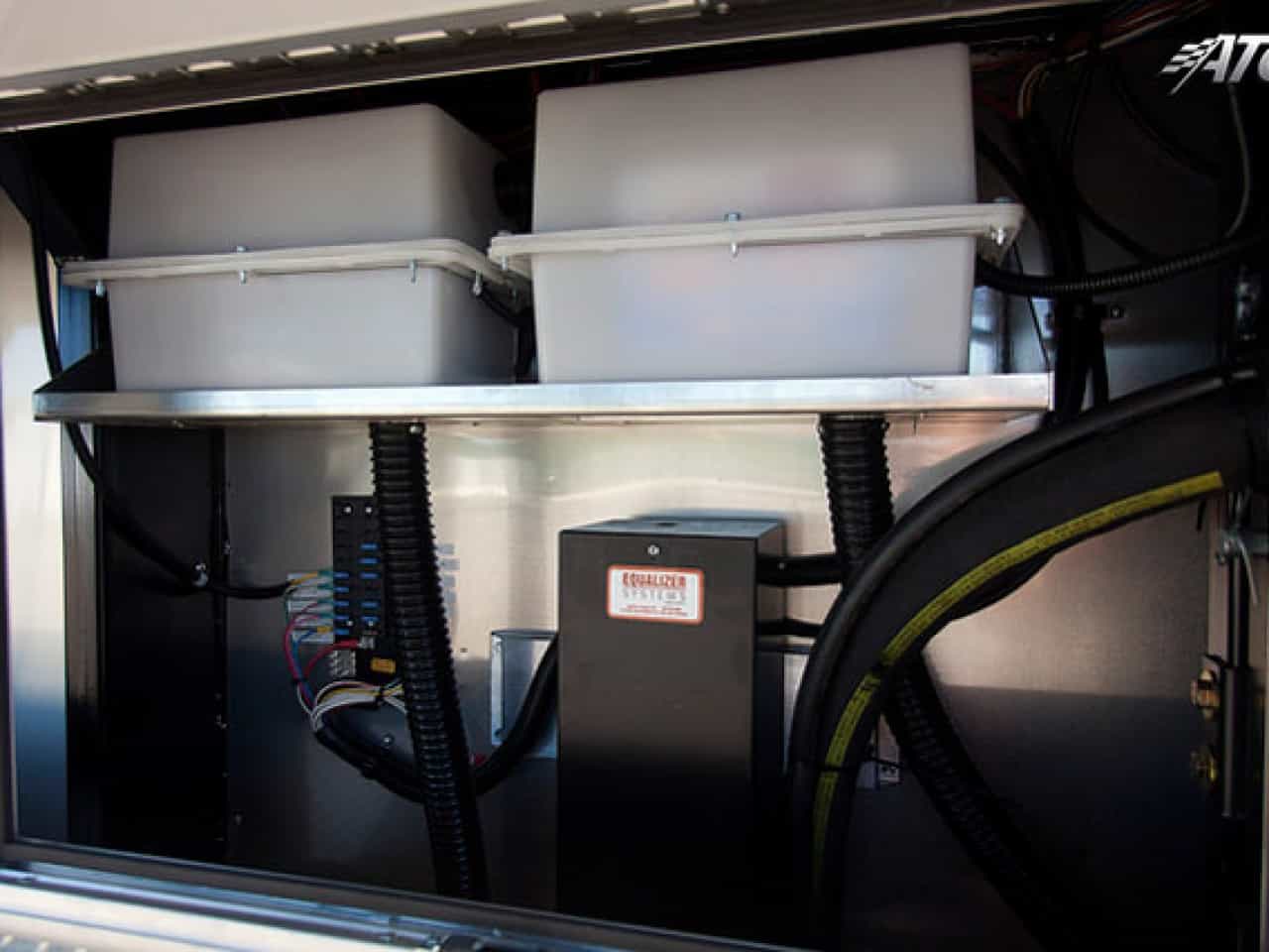 Black Oil Field Splicing Trailer - Gooseneck | MO Great Dane / Total ...