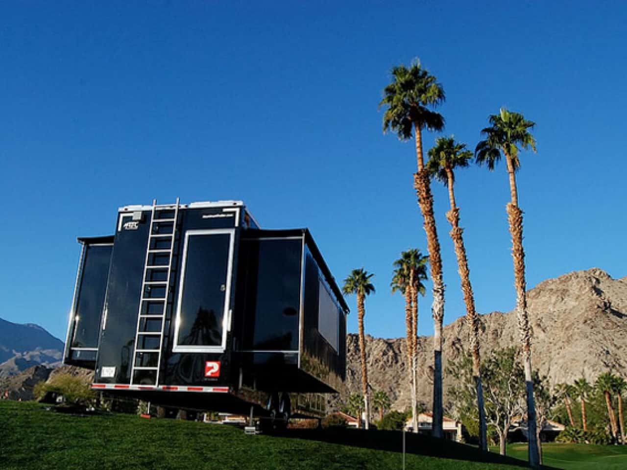 Broadcasting TV Production Custom Trailers | MO Great Dane / Total ...