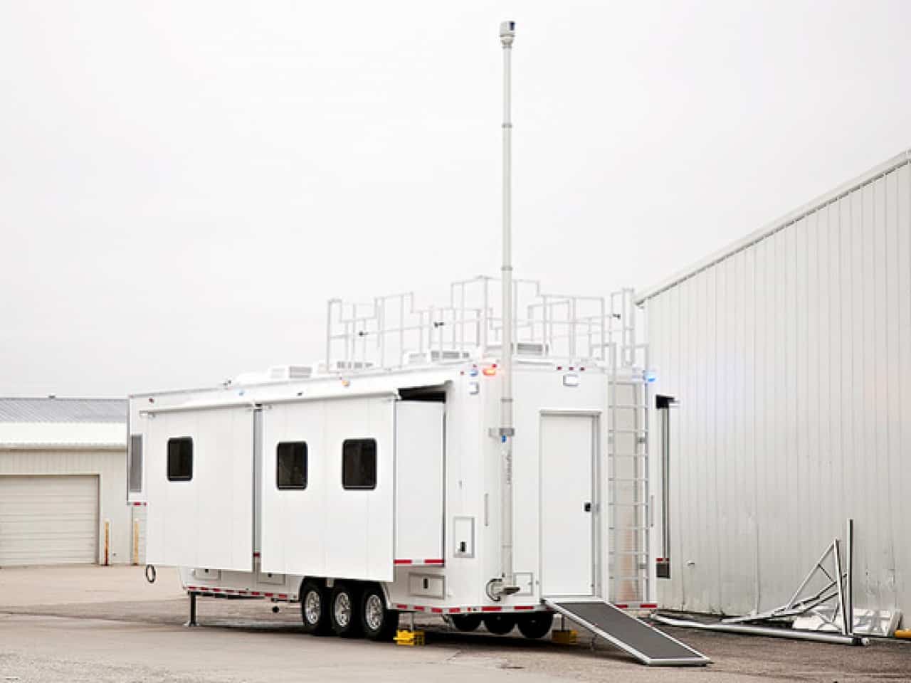 Command Center Trailer Telescoping Camera | MO Great Dane / Total ...