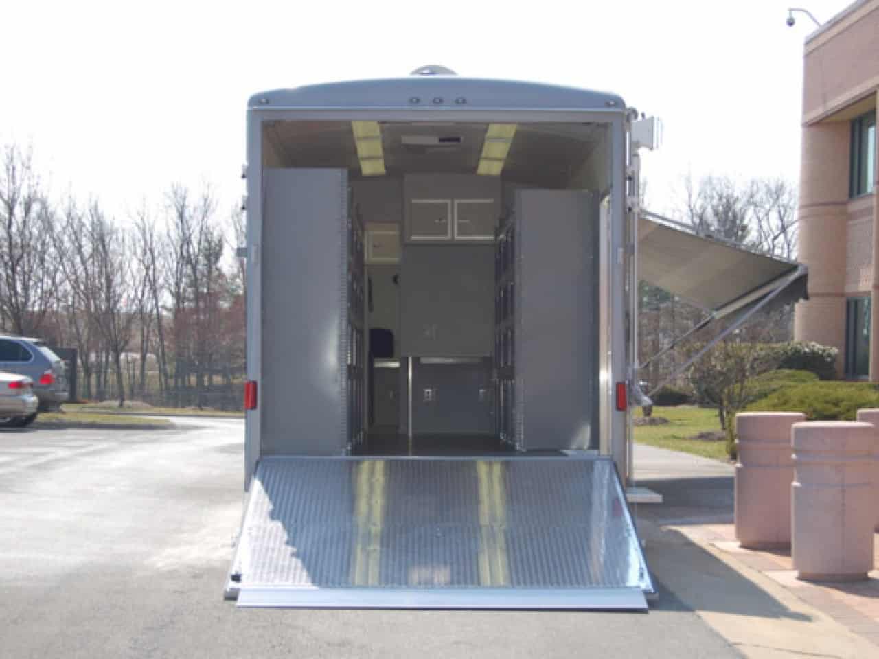 Corp of Engineers Satellite Communication Trailer | MO Great Dane ...