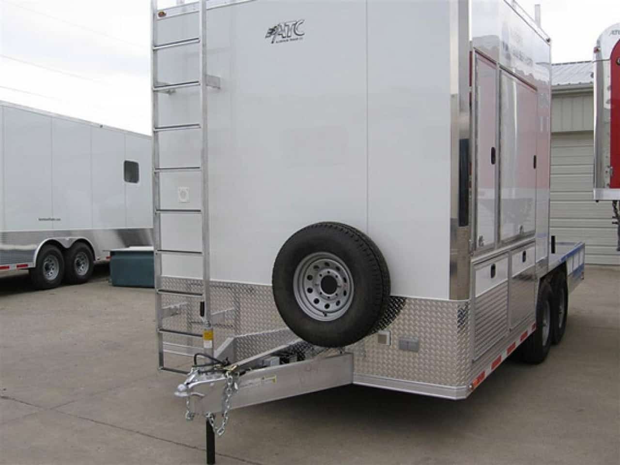 Custom Tool Storage Oil Trailers | Oil & Gas Trailers
