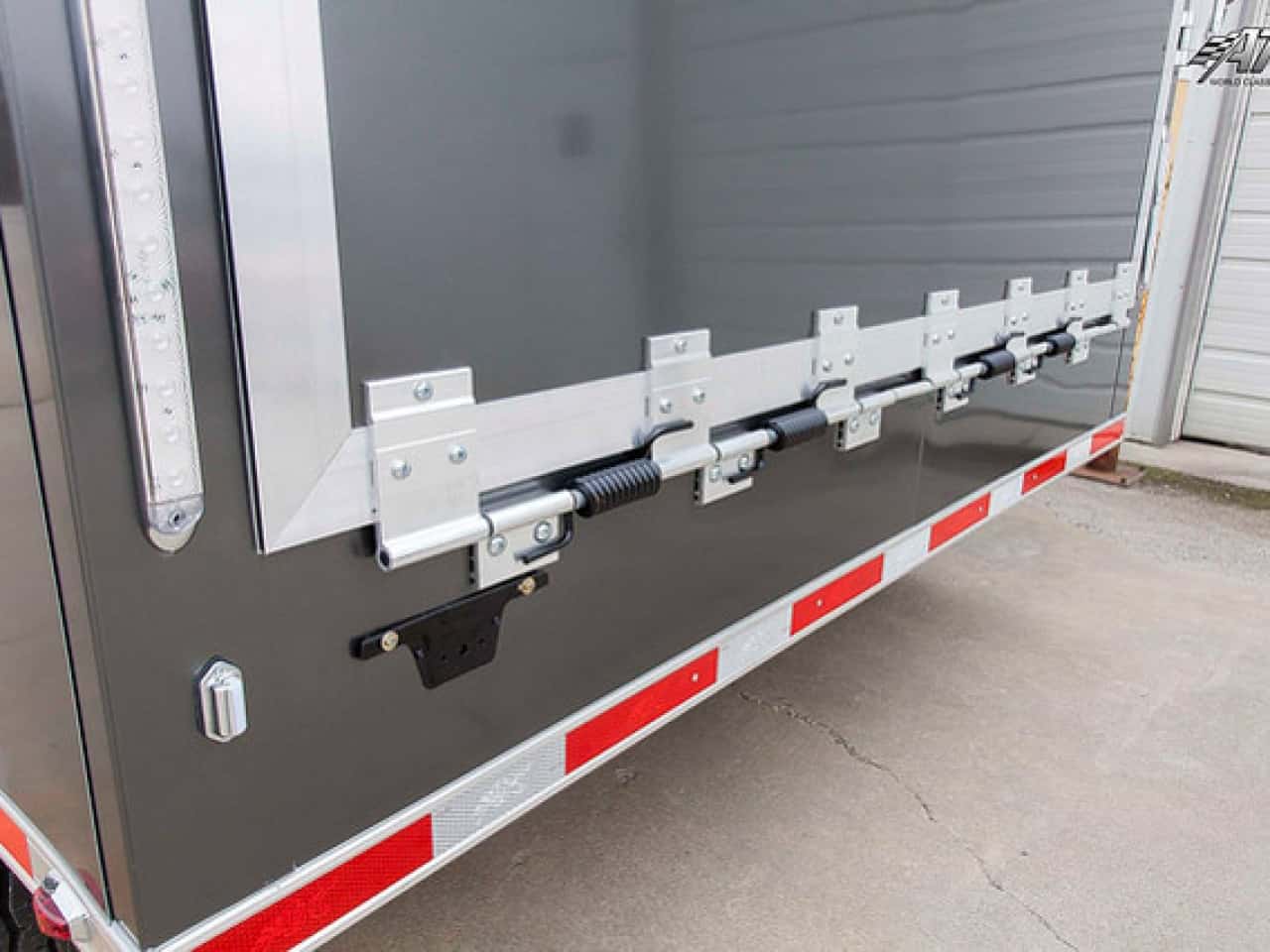 Decon Shower Trailer - for Sale Here | MO Great Dane / Total Trailers ...