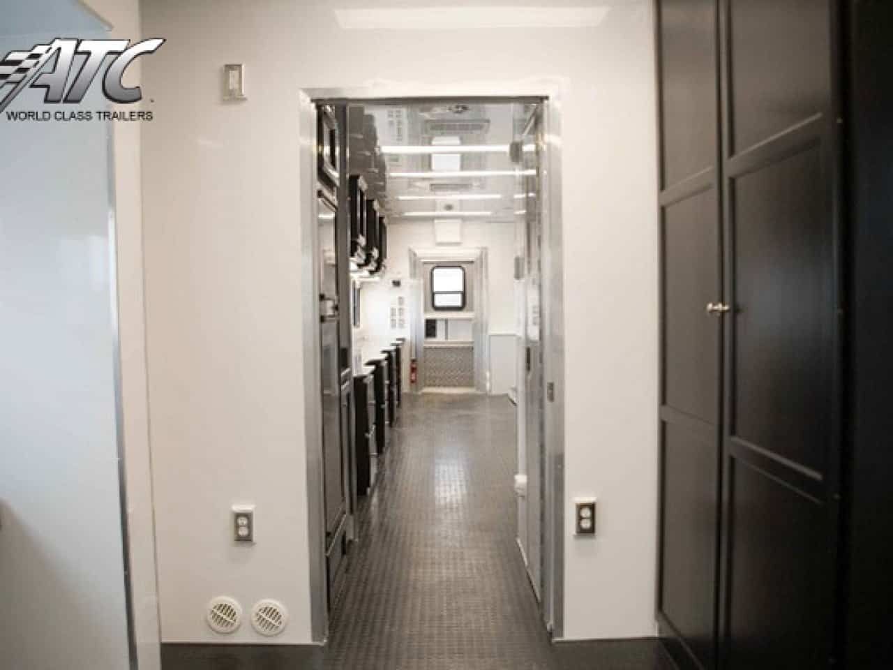 Disaster Response Command Trailer | MO Great Dane / Total Trailers trailers