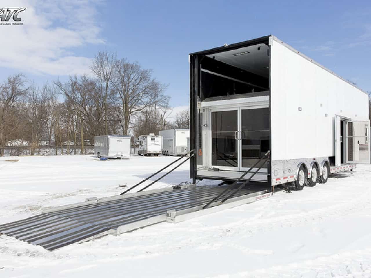 Liftgate Aluminum Stacker Trailer: Get a Quote | MO Great Dane / Total ...