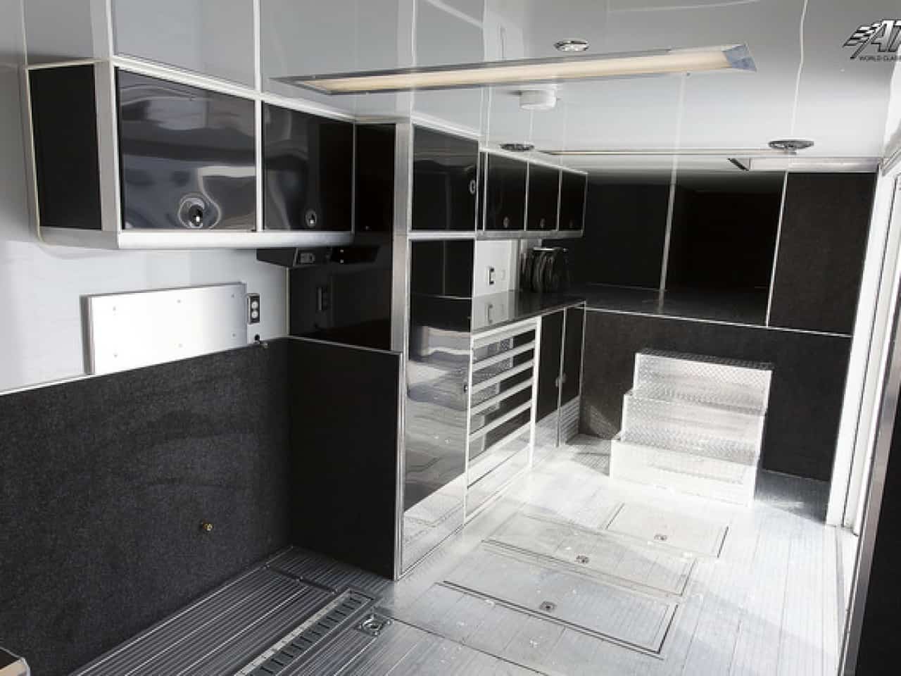 Liftgate Aluminum Stacker Trailer: Get a Quote | MO Great Dane / Total ...