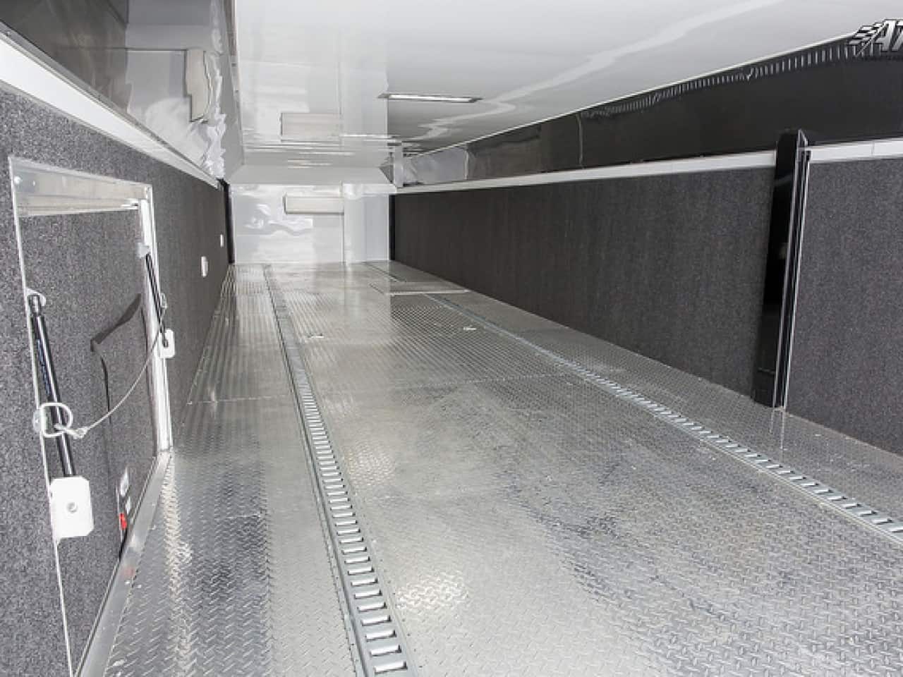 Liftgate Aluminum Stacker Trailer: Get a Quote | MO Great Dane / Total ...