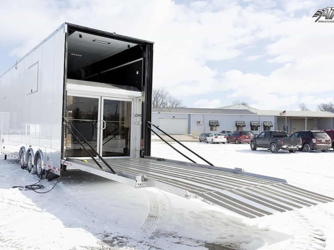 Liftgate Aluminum Stacker Trailer: Get a Quote | MO Great Dane / Total ...
