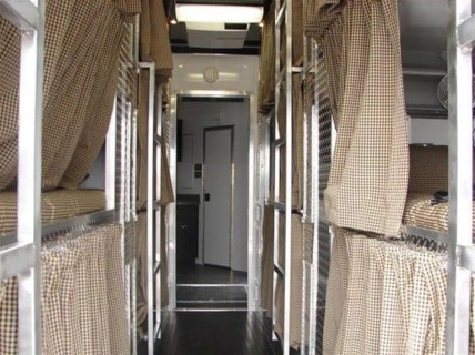 Mobile Bunkhouse Trailer: Get a Quote Here | MO Great Dane / Total Trailers