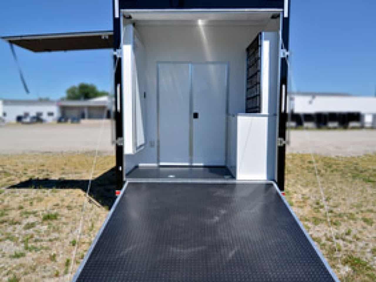 Gooseneck Display Trailer: NASCAR Events | Vending & Marketing Trailers