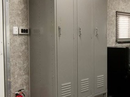 Locker Room Trailers - Oil & Gas | MO Great Dane / Total Trailers trailers
