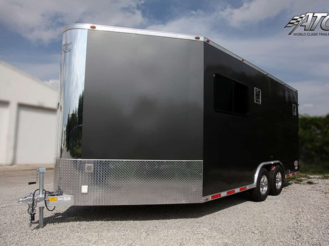 Oilfield Office Trailers | MO Great Dane / Total Trailers trailers